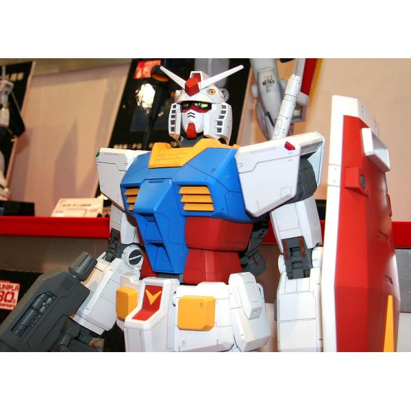 Bandai 1/48 Mega Size Model RX-78-2 Gundam (Mobile Suit Gundam) Model ...