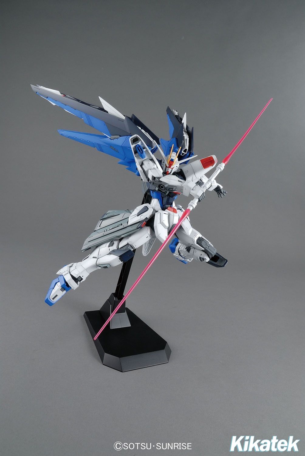 MG Freedom Gundam Ver. 2.0 (Gundam SEED Destiny): Kikatek UK